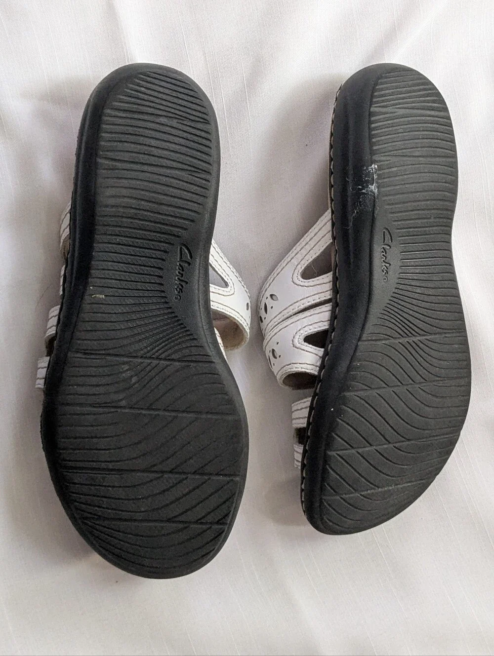 Clarks | Shoes | Clarks Collection Ultimate Comfort White Sandals Sz 7 ...
